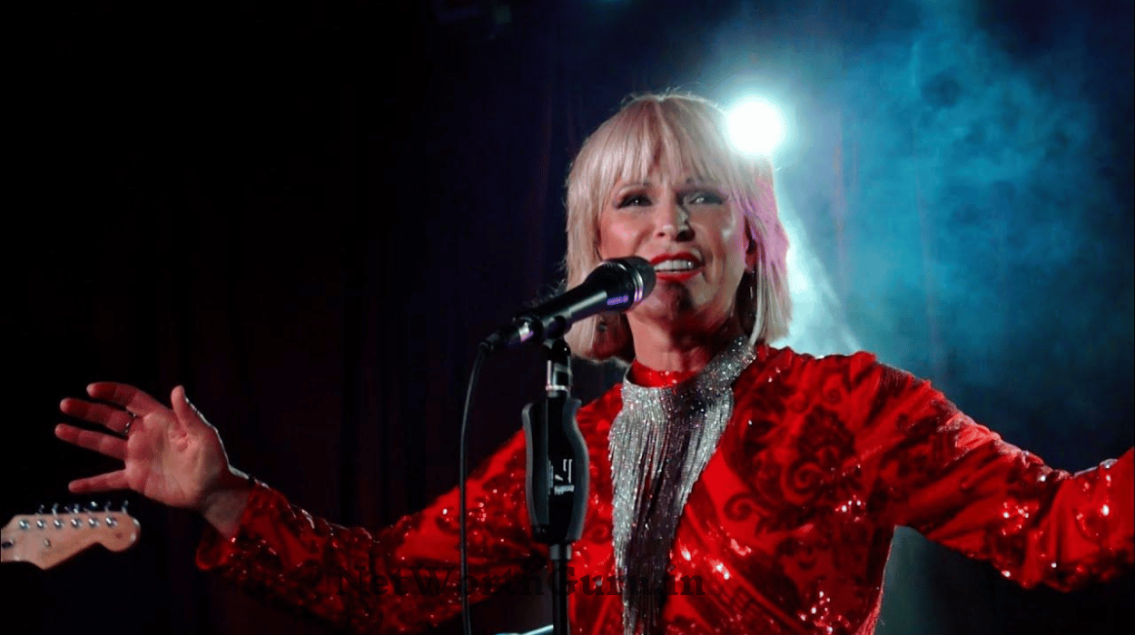 Toyah Willcox Net Worth : Exploring Her Iconic Career in Music and ...